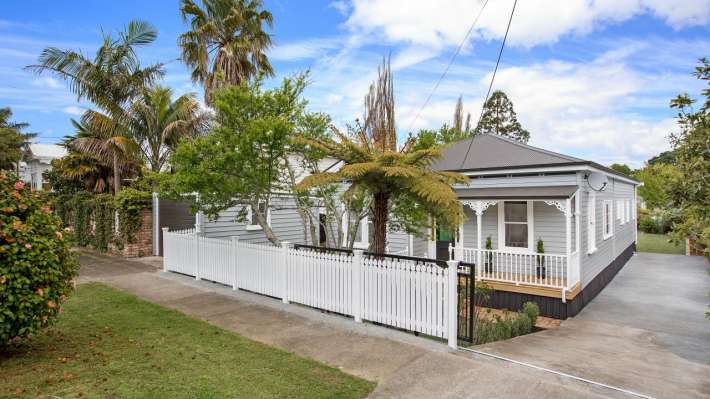 Another Sandringham house sells for $1.7m | interest.co.nz
